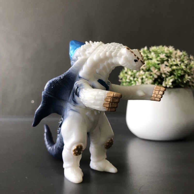 Jual Mainan Ultraman Kaiju Ultra Monster Murah Action Figure Kaiju ...