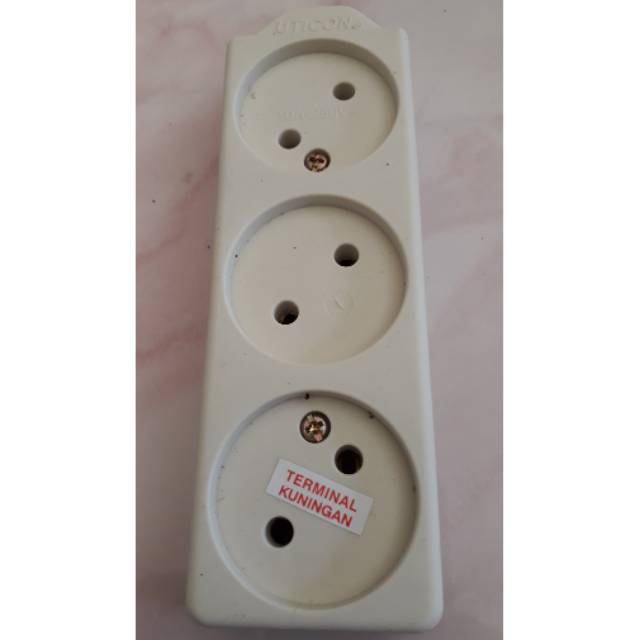 Jual Stop kontak gepeng uticon/stop kontak isi 3 / stop kontak terminal ...