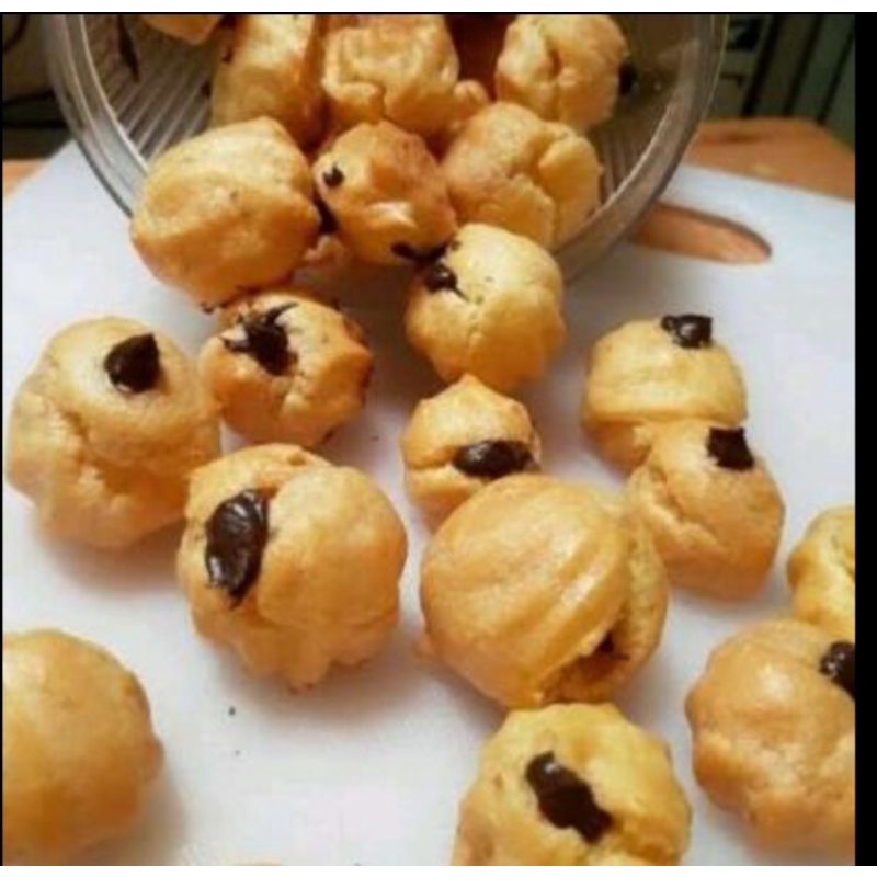 Jual Cemilan kue soes kering rasa coklat tersedia kemasan 250gr dan ...
