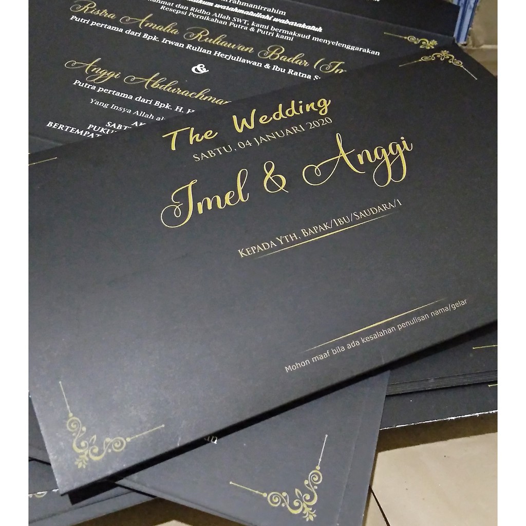 Jual undangan pernikahan soft cover (SAMPLE) | Shopee Indonesia