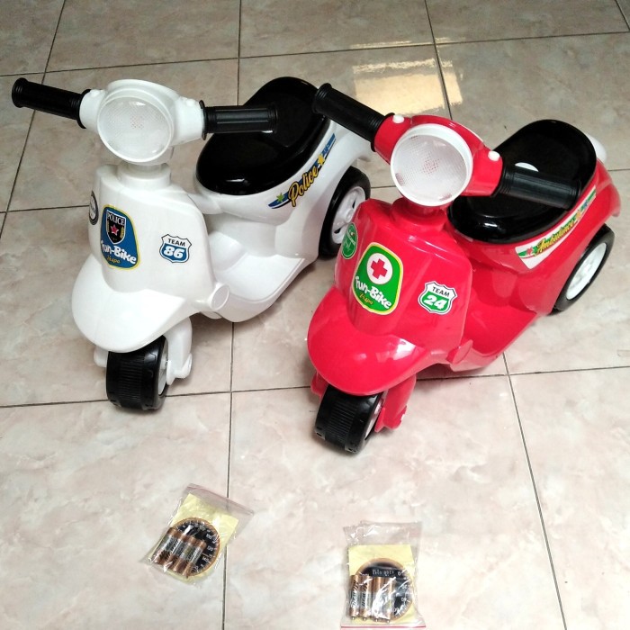 Jual Mainan Motor Vespa Dorong Fun Bike Ada Musik 98022 DP | Shopee ...