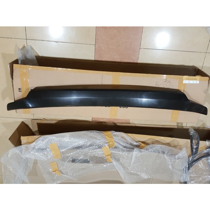 Jual Spoiler Bumper Depan Bagian Tengah Wuling Confero L | Shopee Indonesia