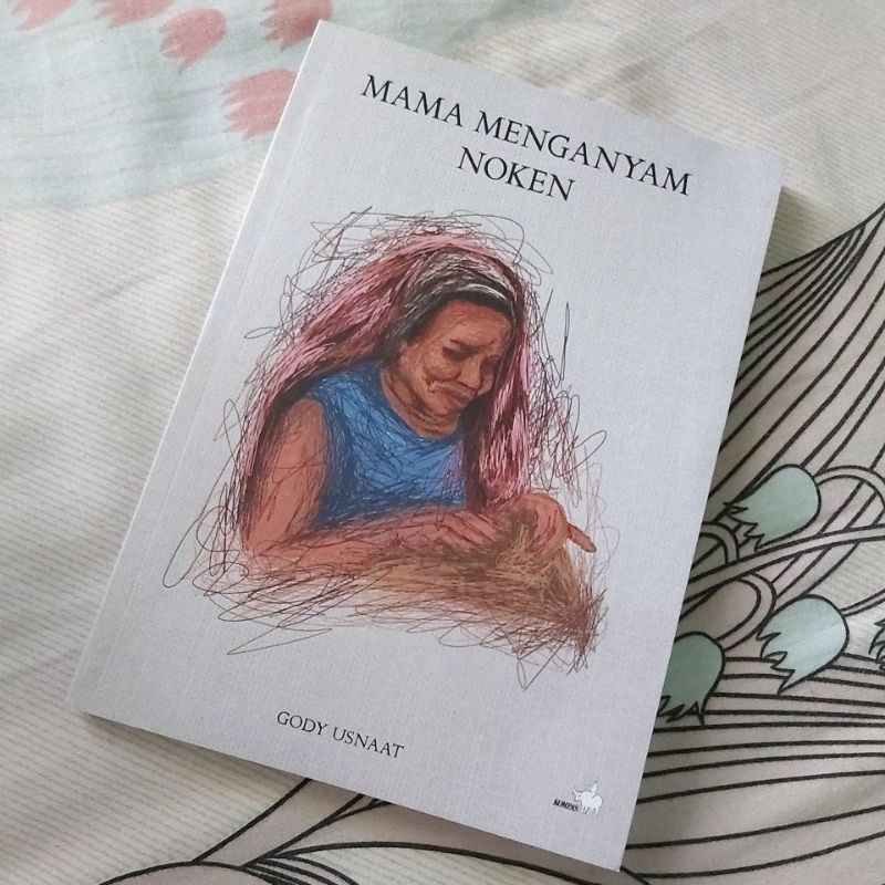 Jual Mama menganyam Noken - Gody Usnaat | Shopee Indonesia