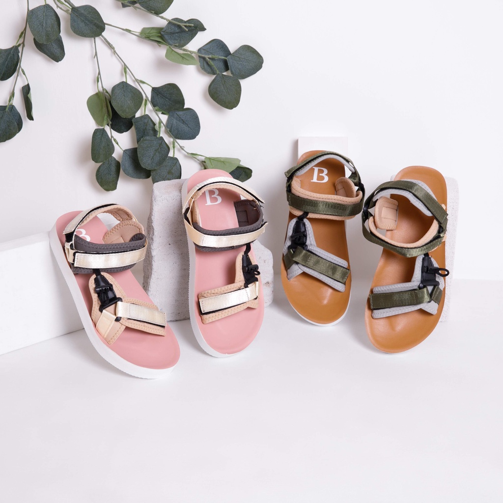 Jual Berrybenka - Sepatu Sandal Tali Wanita Sofia Sachi Eva Sandal ...