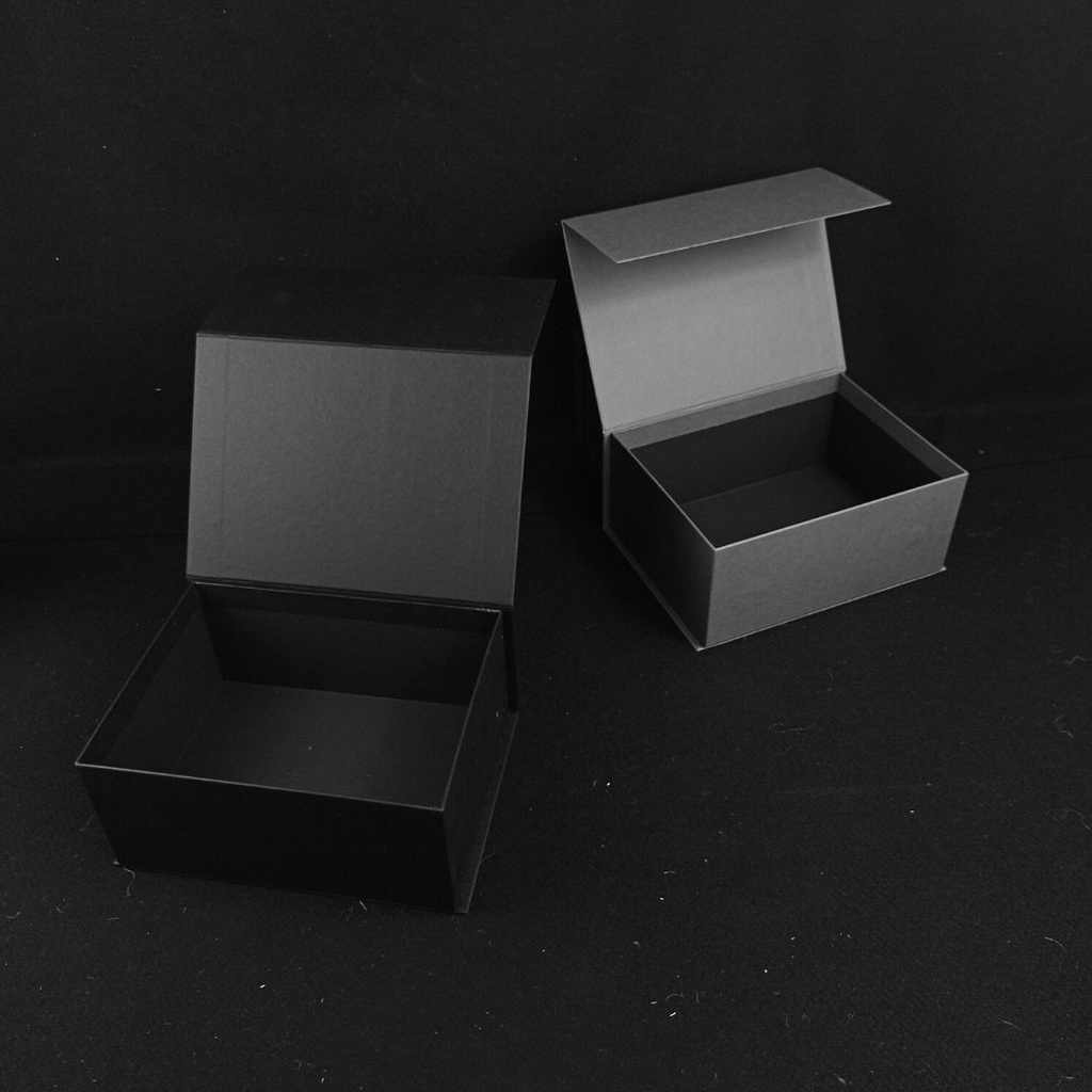 Jual BOX HAMPER - HARDBOX - KOTAK MAKANAN - ukuran 22.5 cm x 17.5 cm x ...