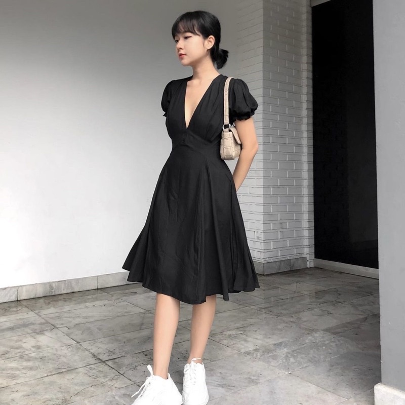Jual Bonnie Basic Mini Backless Dress Floral Rayon Low Cut V-Neck ...