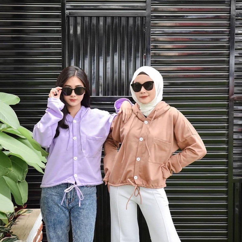 Jual Sweater Miyo Kancing Hidup Hodie (LD 100, P 60) | Shopee Indonesia