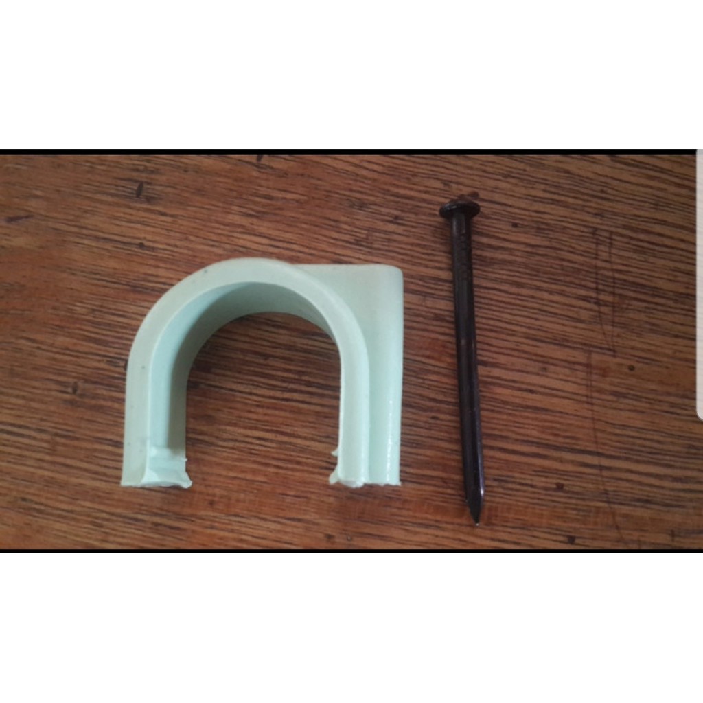 Jual Klem Pipa Paralon PVC 1/2" inch/ 3/4"/ 1" + Paku Beton/ Clamp ...