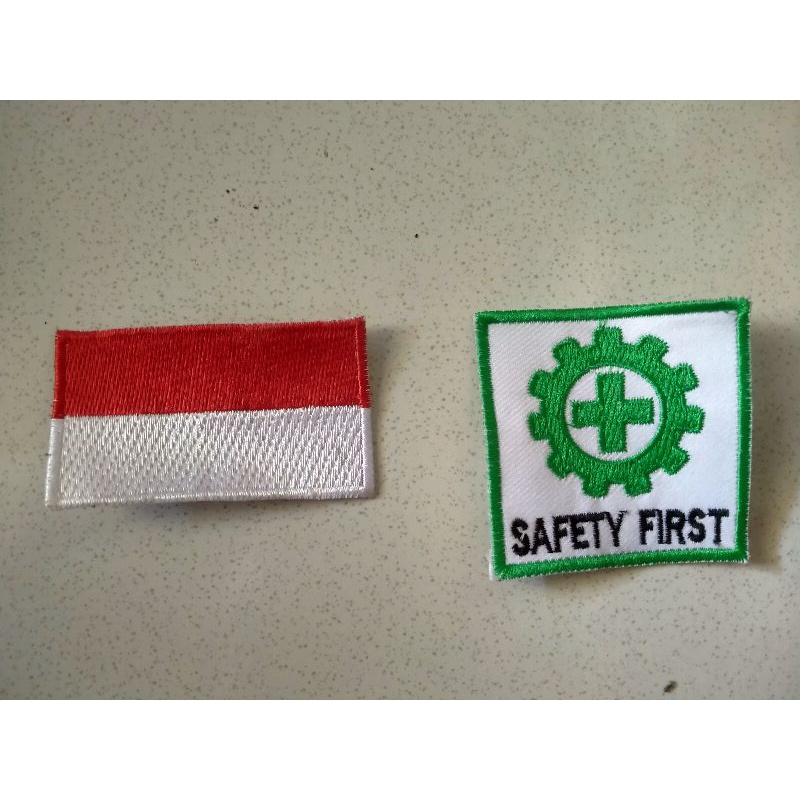 Jual badge logo safety first bendera merah putih | Shopee Indonesia