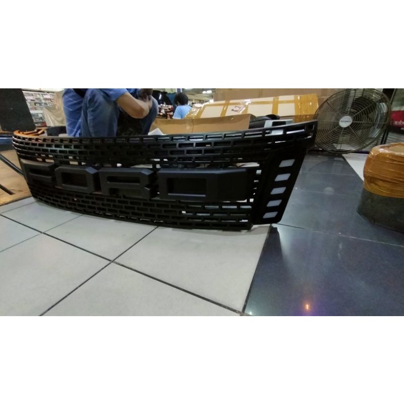 Jual grill depan ford ranger grill ford T6 2012 2013 2014 full hitam ...