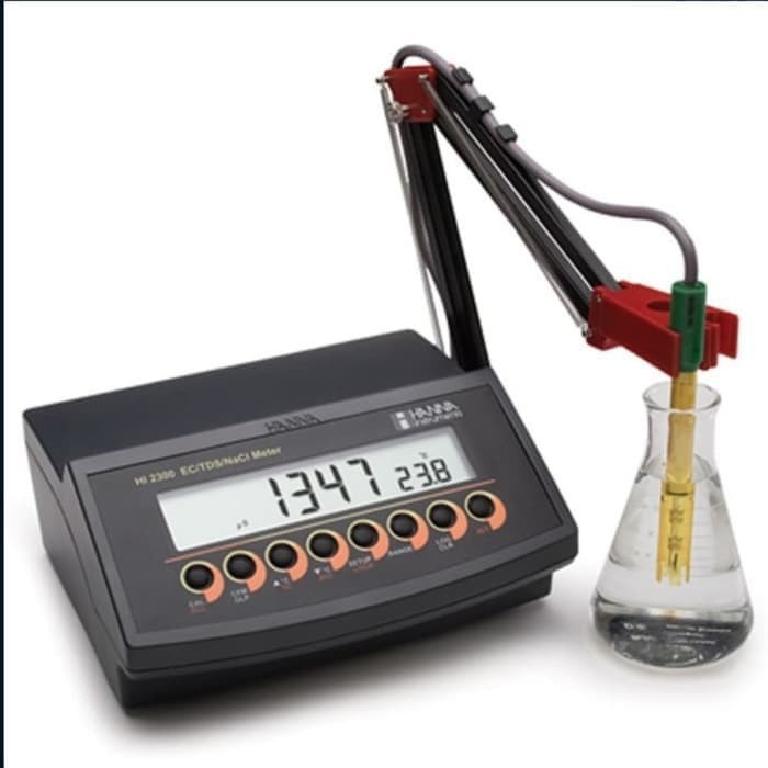 Jual Benchtop Conductivity TDS NaCl / Temp Meter HANNA HI2300 | Shopee ...