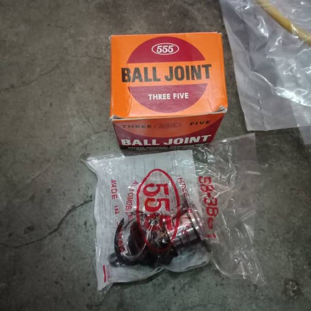 Jual Ball Joint Atas Fortuner / Innova / Inova ( Jamin Asli 555 Jepang ...
