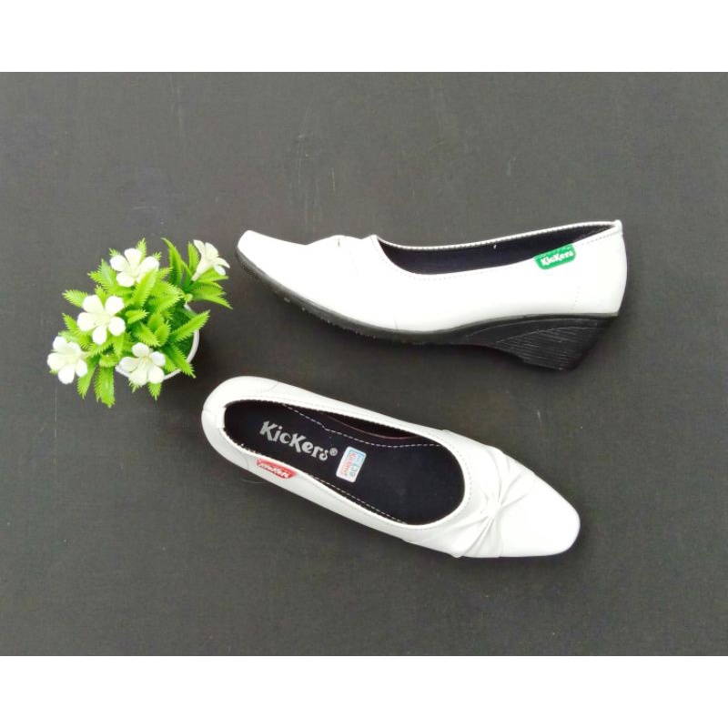 Jual SEPATU KERJA KANTORAN CEWEK CANTIK KICKERS WEDGES PLUS BOX / GL11 ...