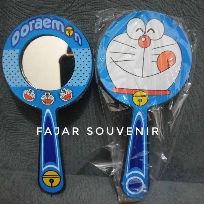 Jual 1 Pack 50 pcs Souvenir Pernikahan Cermin Bulat Motif Doraemon ...