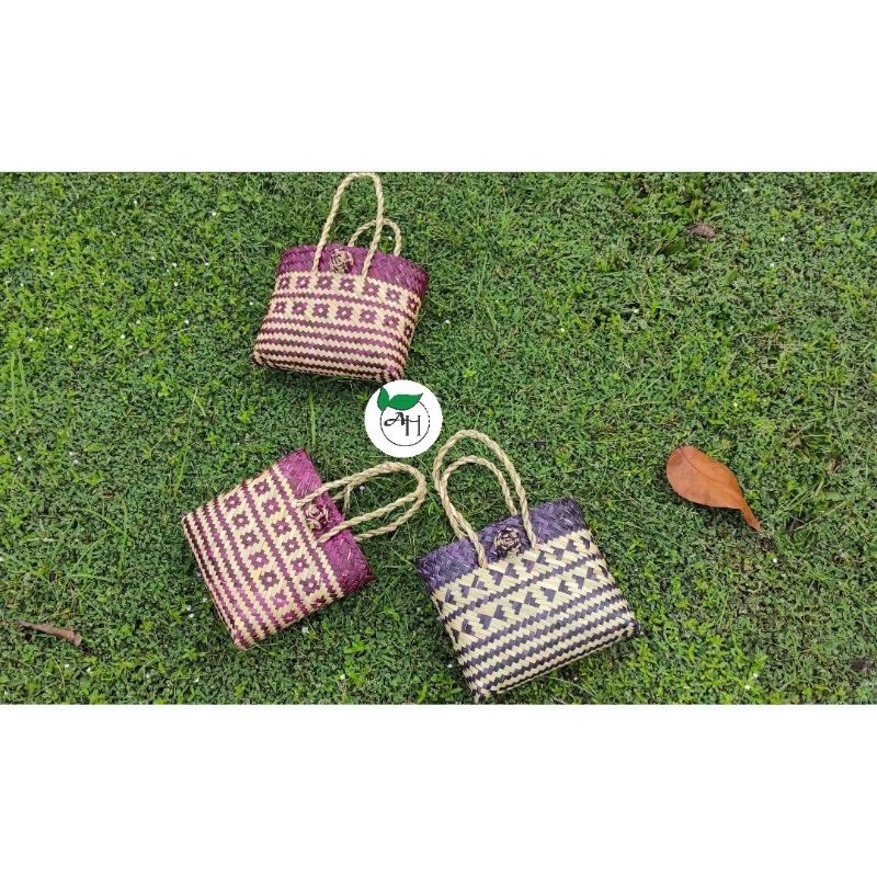 Jual TOTE BAG MINI ANYAMAN PURUN MOTIF/TAS WANITA TERBARU BISA REQUEST ...
