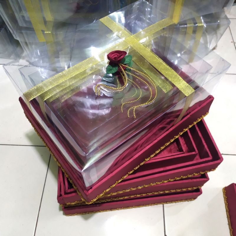 Jual Box/Kotak Hantaran Seserahan Isi 4 *Maroon* | Shopee Indonesia
