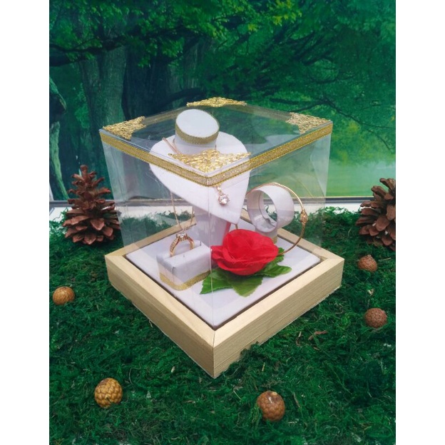 Jual (REAL PICT ) BOX HANTARAN SESERAHAN TEMPAT PERHIASAN TUNANGAN ...