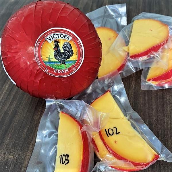 Jual Victoria Edam Cheese 100gr - 300gr Keju Holland cap Ayam Jago ...