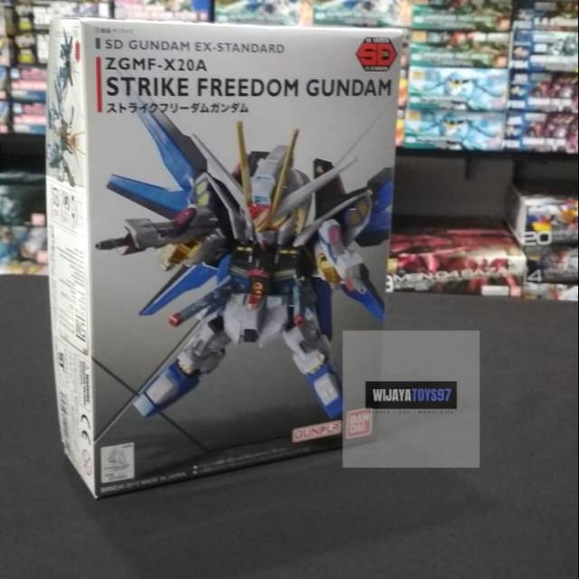 Jual Bandai SD Ex Standard Strike Freedom Gundam | Shopee Indonesia