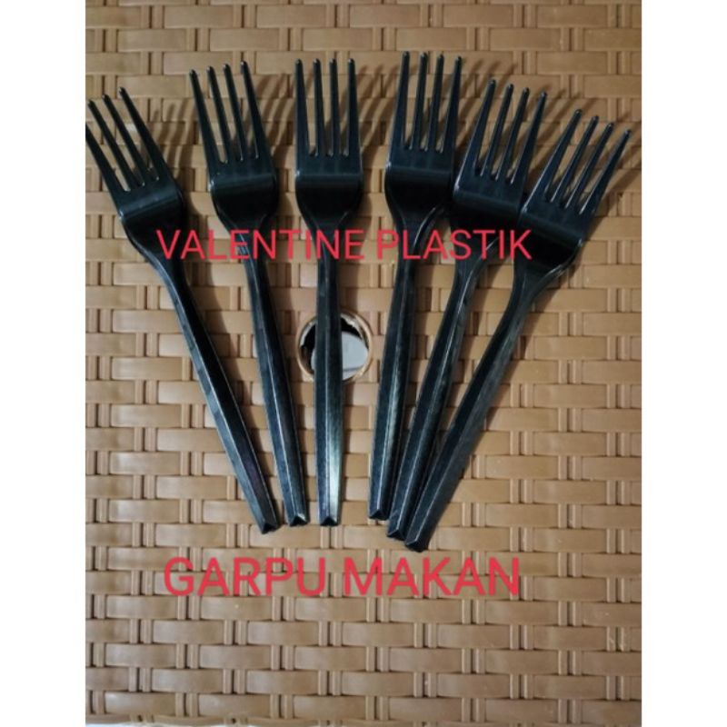 Jual garpu plastik hitam KCS isi 100pcs | Shopee Indonesia