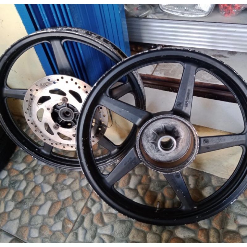 Jual velg vixion old palang 5 ring 17 original copotan | Shopee Indonesia