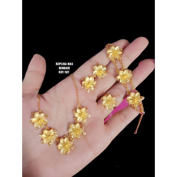 Jual Set kendari bunga cantik replika emas 24k NBC.MEDAN, mewah,cantik ...