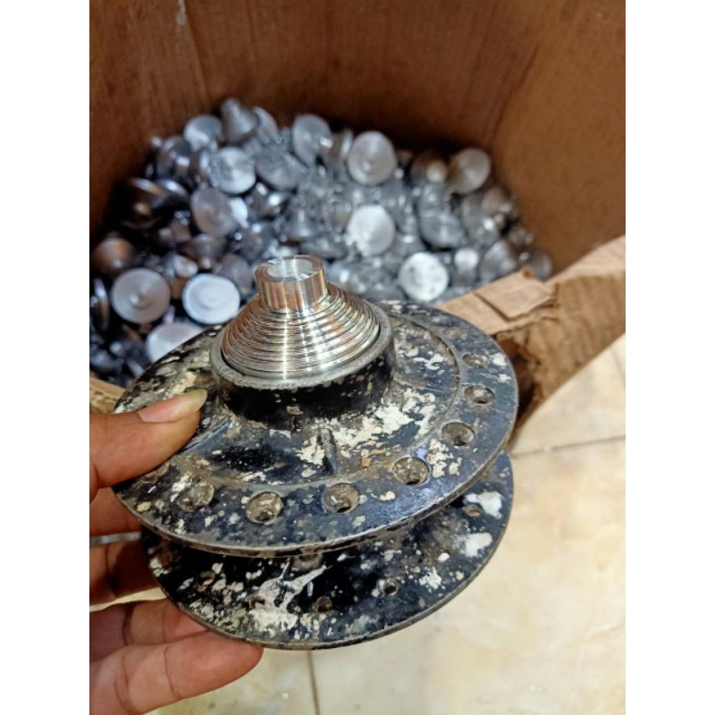Jual Bosing tromol depan megapro/gl/tiger boshing tromol depan cnc ...
