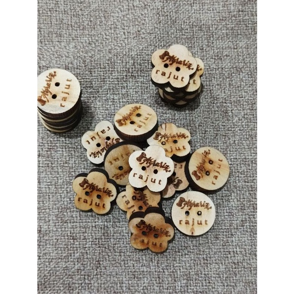 Jual LABEL KAYU gravir angka/icon | Shopee Indonesia