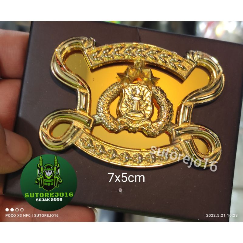 Jual emblem topi baret polri sabhara latar kuning akrilik miror ...