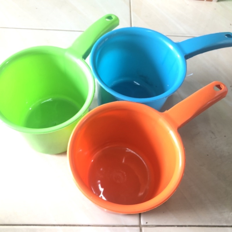 Jual Gayung murah groovy warna animasi /polos | Shopee Indonesia