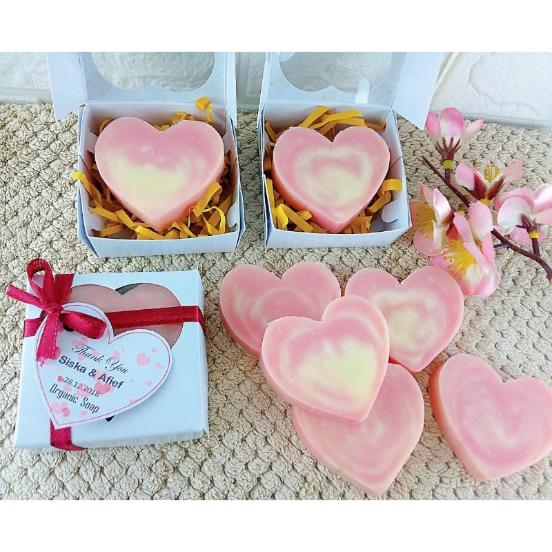 Jual Souvenir Sabun Handmade, bentuk hati -heart soap- | Shopee Indonesia