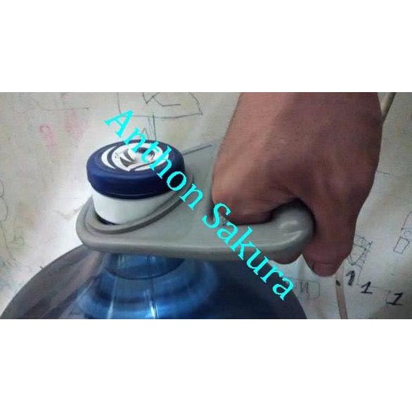 Jual Pengangkat Botol Galon Air Alat Angkat Hand Carry Gallon Water ...