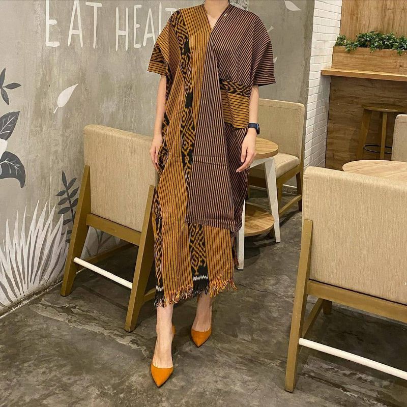 Jual kebaya wanita kaftan tenun etnik - dress tenun troso kombinasi lurik-baju tenun wanita ...