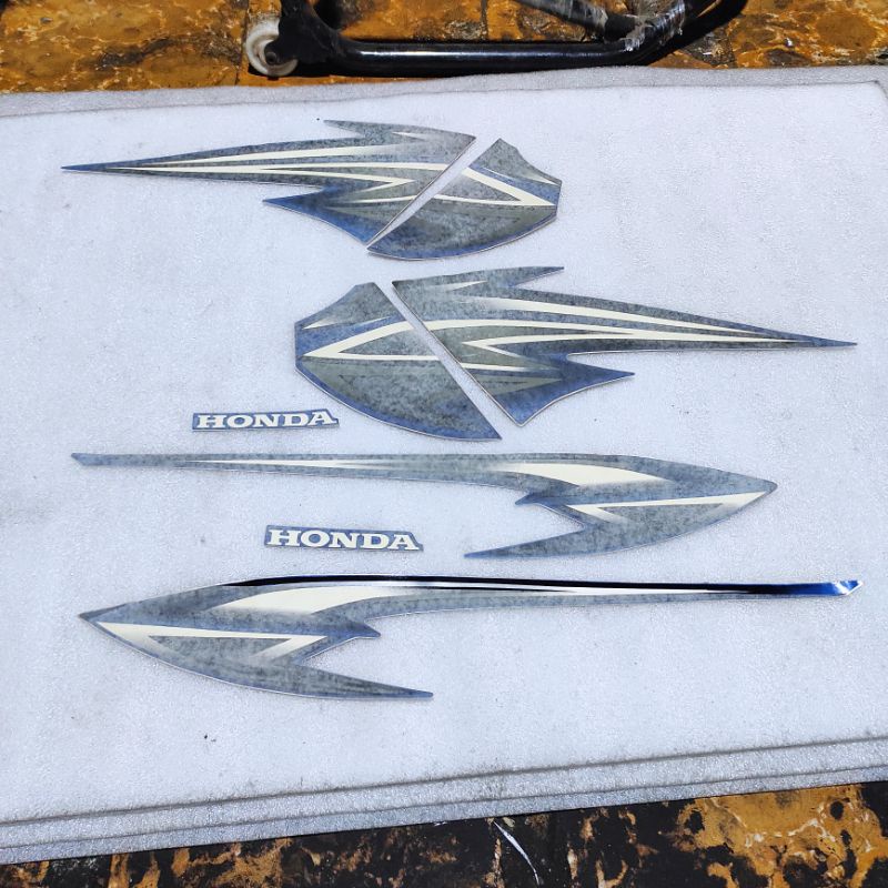 Jual stiker stripping striping decal graphic Honda Tiger Lama Tilam old ...