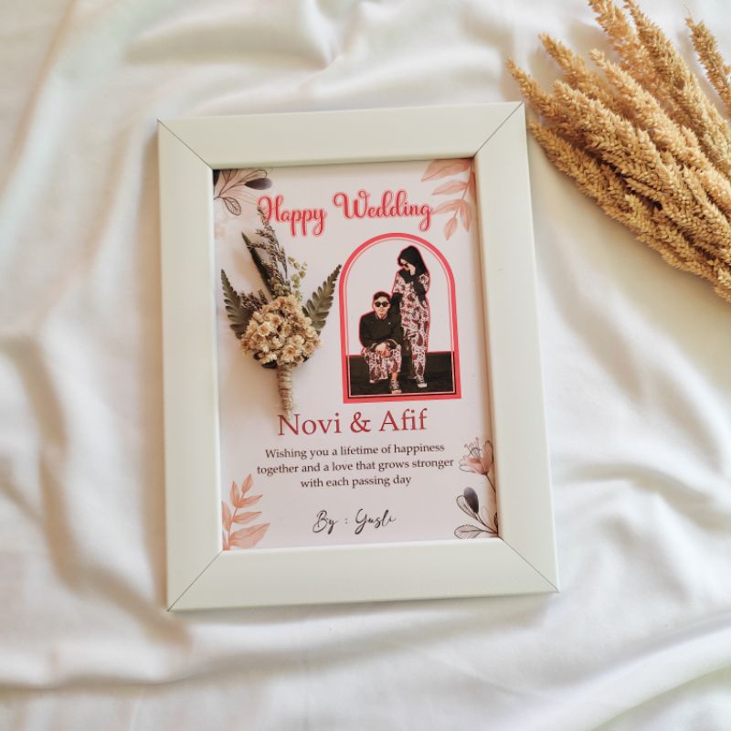 Jual Uk 5r Kado murah | kado wisuda ulang tahun foto bingkai | sketsa ...