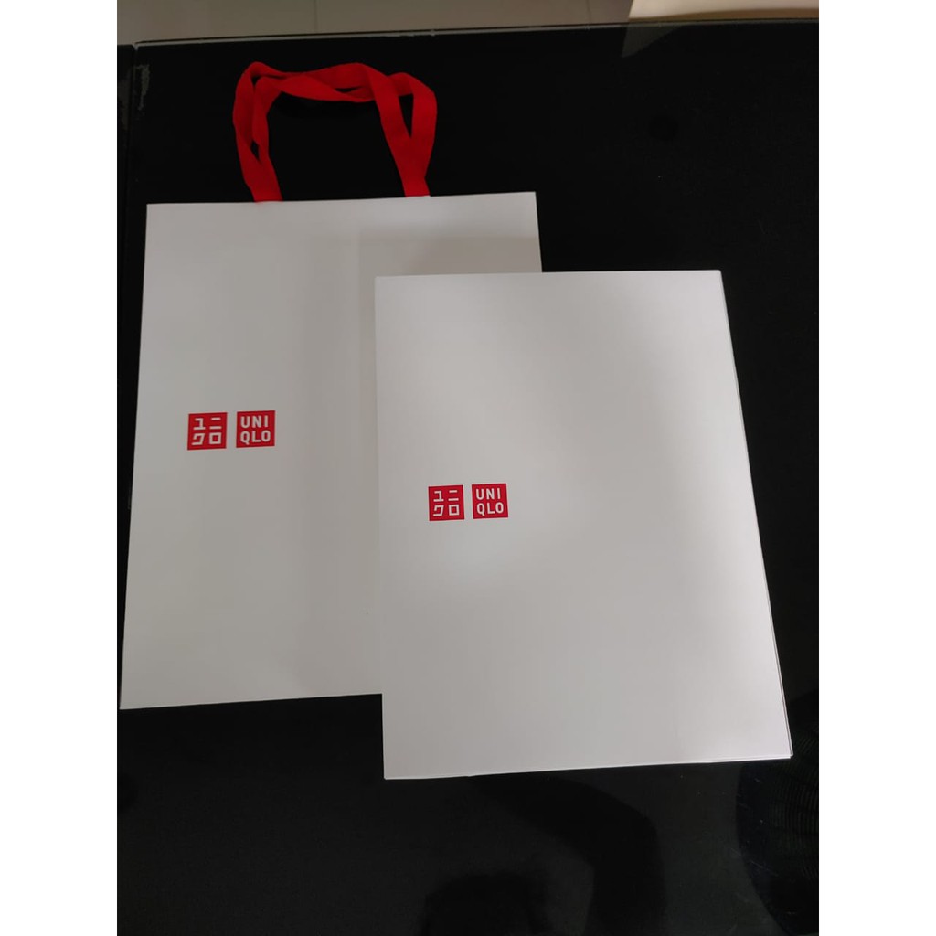 Jual Gift Box Uniqlo, paper bag + box | Shopee Indonesia