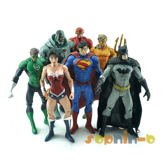 Jual Justice League Action Figure Mainan Superman Batman Wonder Woman ...