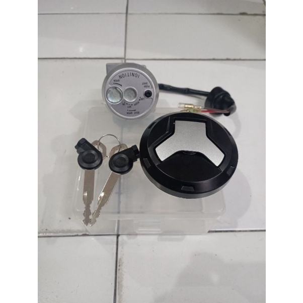 Jual kunci kontak dan tutup tangki nmax n max 2017 2018 2019 | Shopee ...