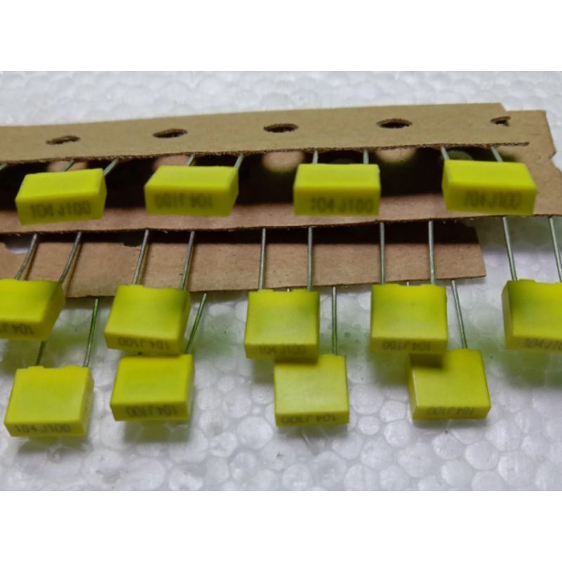 Jual mkm capasitor 104 100volt (isi per 10pcs) | Shopee Indonesia