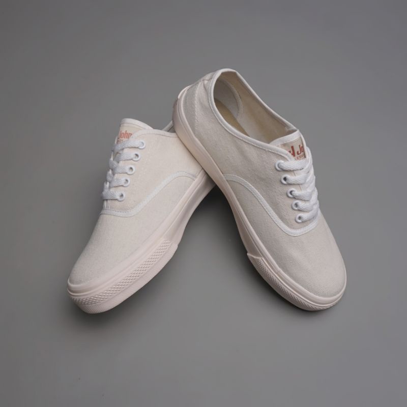 Jual SEPATU JOHNSON ASTRO MILKY LOW ORIGINAL 100% / Sepatu jhonson ...