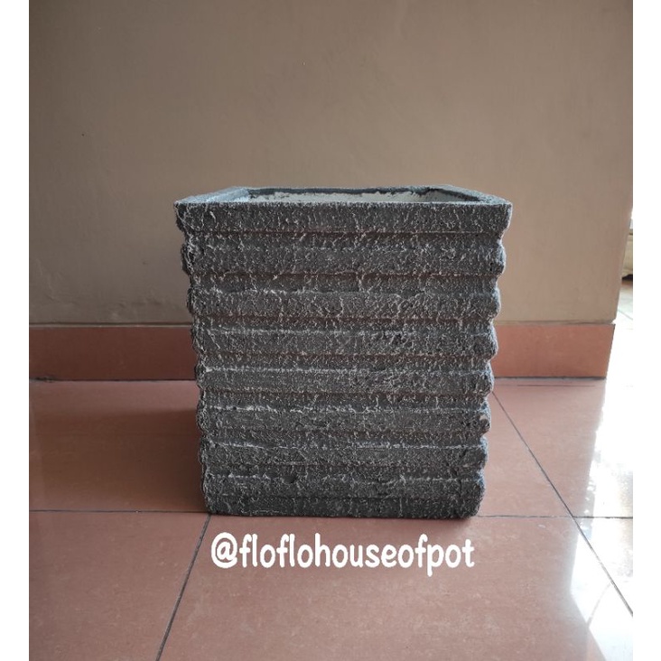 Jual pot semen kotak persegi 4 D30cm T30cm dan D40cm T40cm bs jd ...