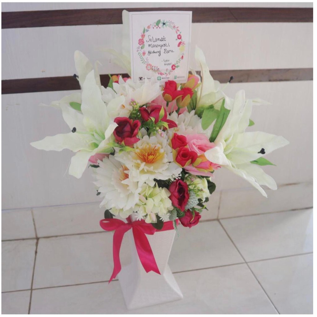 Jual RANGKAIAN BUNGA MEJA ARTIFICIAL / BUNGA PALSU | Shopee Indonesia