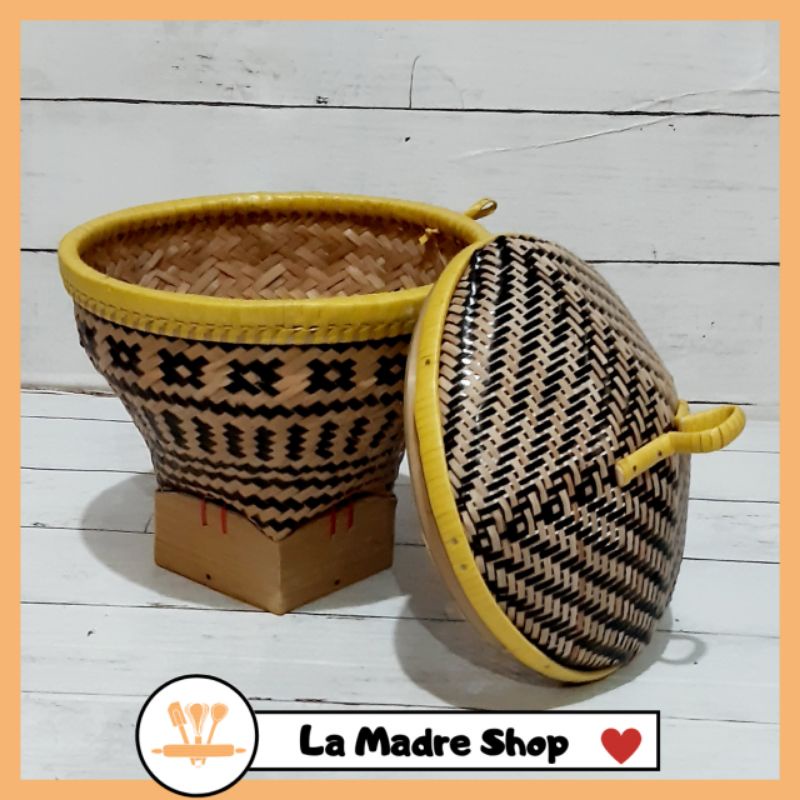 Jual Boboko Bakul Nasi Bambu Hinis bermotif ada tutup -Uk. 25 cm ...