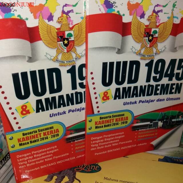 Jual Uud 1945 Dan Amandemen I Ii Iii Iv Shopee Indonesia 