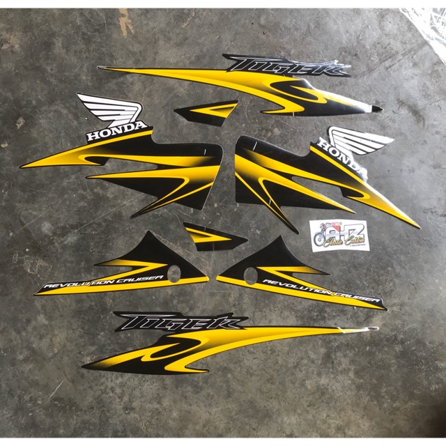 Jual Sticker striping tiger revo kuning fullset body bagus | Shopee ...
