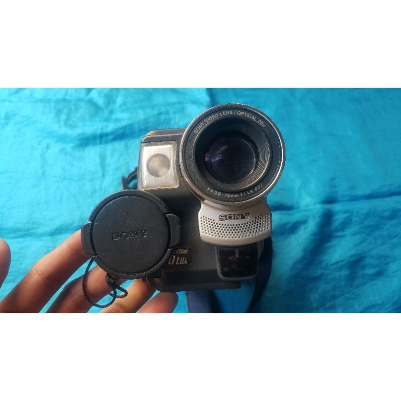 Jual Handycam Sony CCD TRV 98E PAL (matot) | Shopee Indonesia