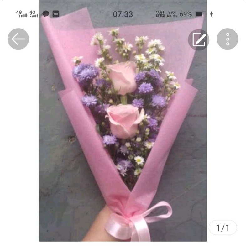 Jual buket mawar segar/wangi/kado ultah/wisuda/anniversary | Shopee ...
