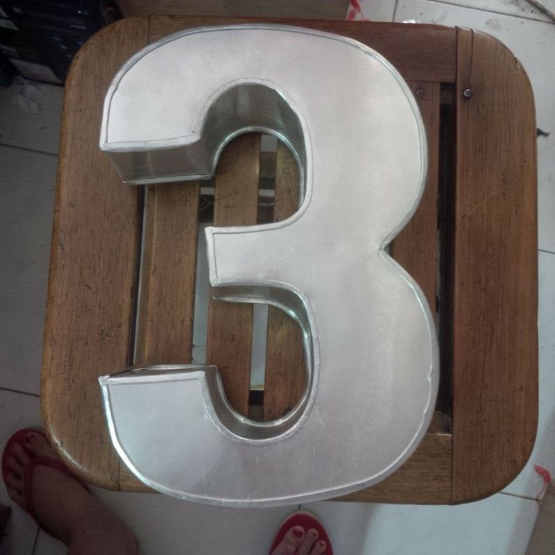 Jual loyang karakter angka 3 besar ukuran 25 cm dan 20 cm | Shopee ...