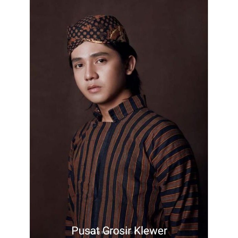 Jual Baju Lurik Jawa Gratis Blangkon Batik / Baju Jawa Bonus Blangkon ... Jual Baju Lurik Jawa Gratis Blangkon Batik / Baju Jawa Bonus Blangkon ...