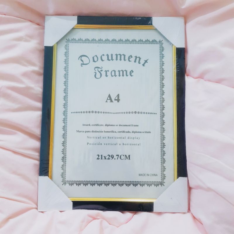 Jual (Preloved) Frame/bingkai ukuran A4 model klasik | Shopee Indonesia